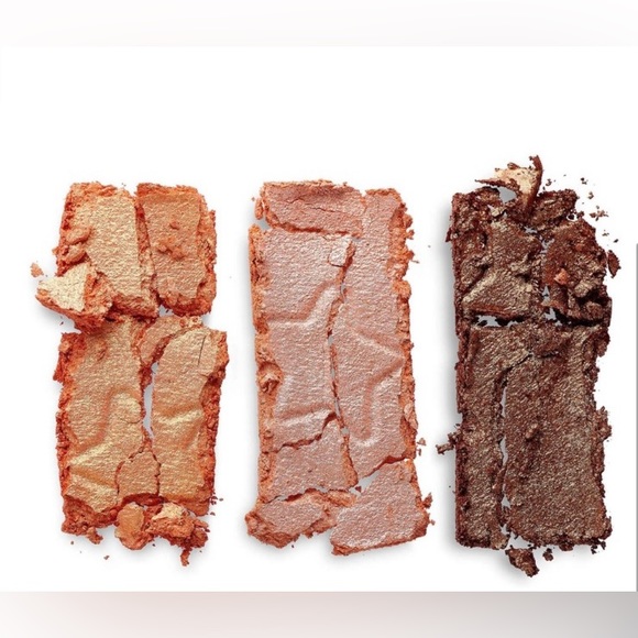 Makeup Revolution | Makeup | Powerpuff Girls Highlighter Palette Mojo ...